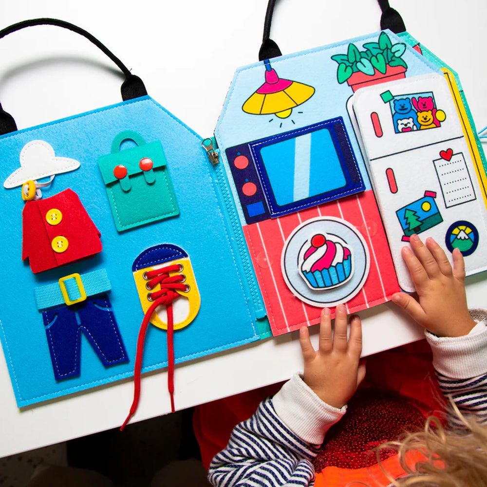 Montessori play set My Day